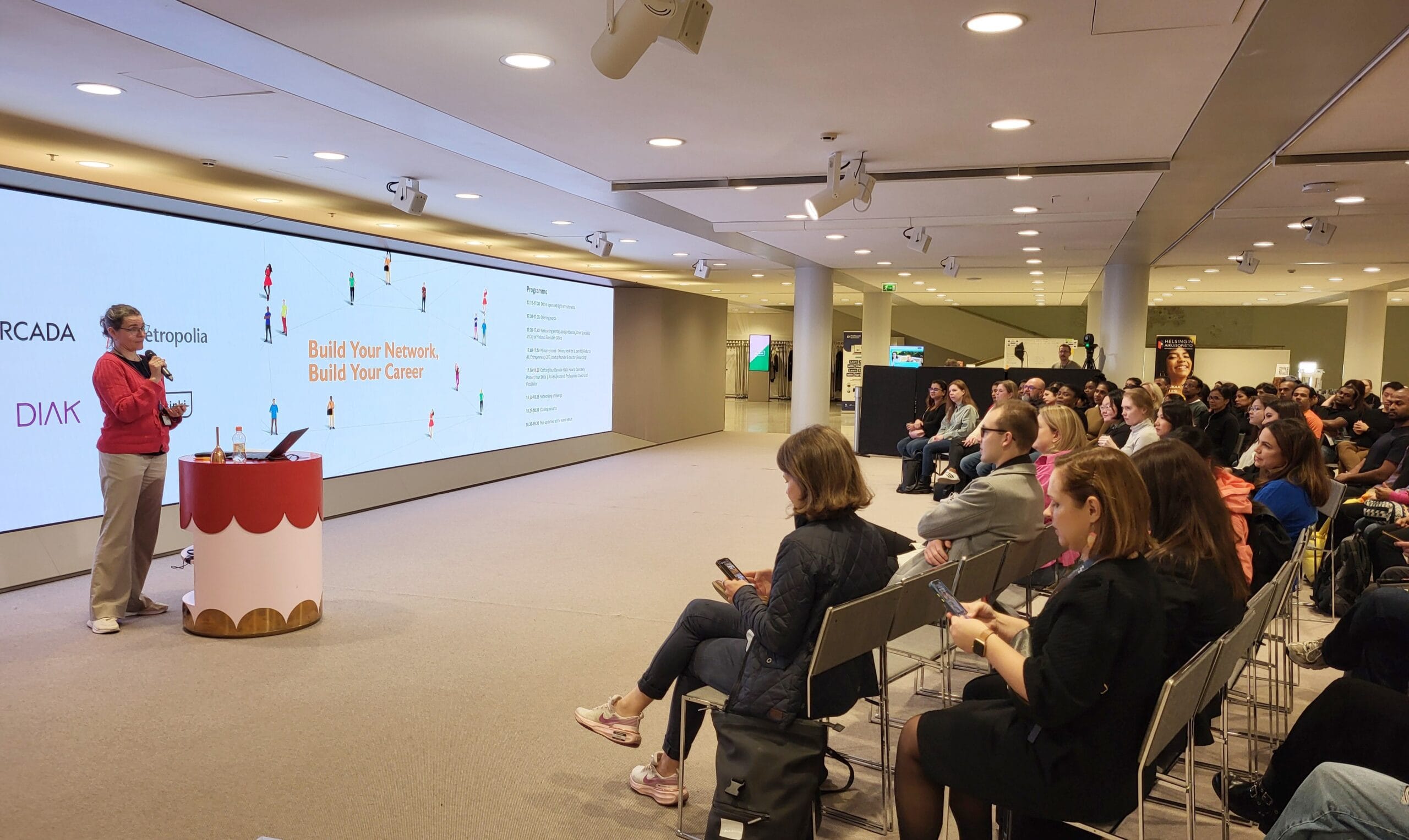 Building career and networks – alumni event brought together the ...